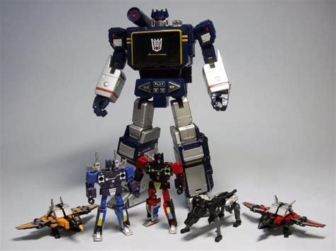 Masterpiece Soundwave And Cassettes New Image Transformers News Tfw