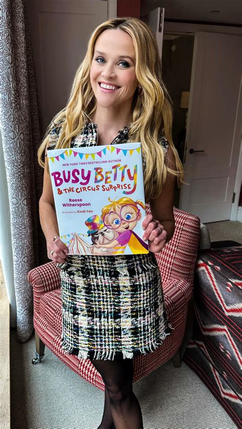 Gorgeous Southern Belle Reese Witherspoon Promoting Her New Book Celeblr