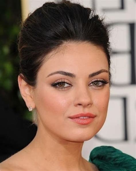 Прически для круглого лица на разную длину волос