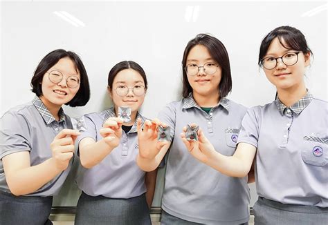 울산 신선여고 학생자치회 3·1운동 및 임시정부 수립 100주년 배지 판매수익금 기부