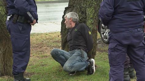 Арест след гонка за полицията в Бургас БНР Новини Youtube