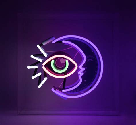 Neoninis ženklas Moon Violetinė Furnibay Baldai Internetu 🚀`