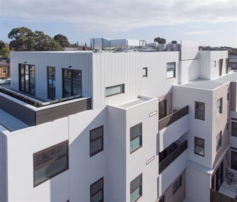 Interlocking Metal Cladding Makes An Impression Every Time