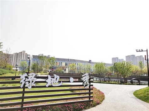 城市的绿色解药～小编又发现一处家门口的绿地“秀”青浦要闻新闻中心上海市青浦区人民政府
