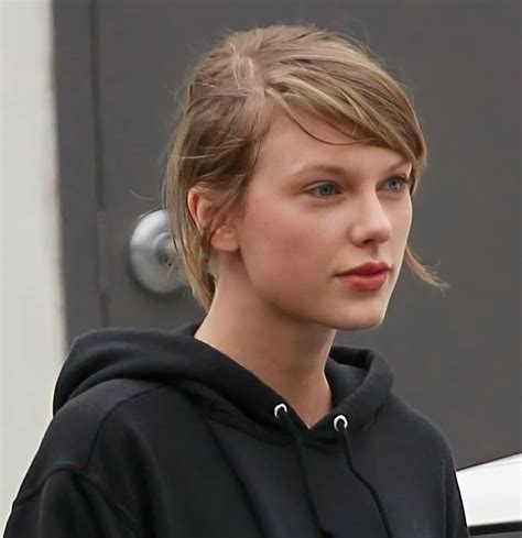 Pin By Daniel Espinosa On Taylor Taylor Swift Hot Taylor Swift Cute