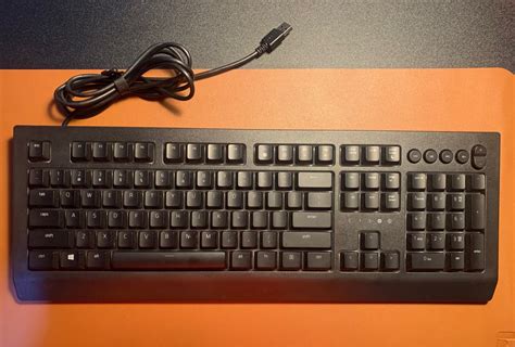 Razer Cynosa V2 Rgb Membrane Keyboard Computers And Tech Parts And Accessories Computer Keyboard