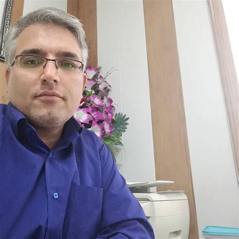 ‎جواد عباسی فر‎ Javad Abbasifar • Threads Say More