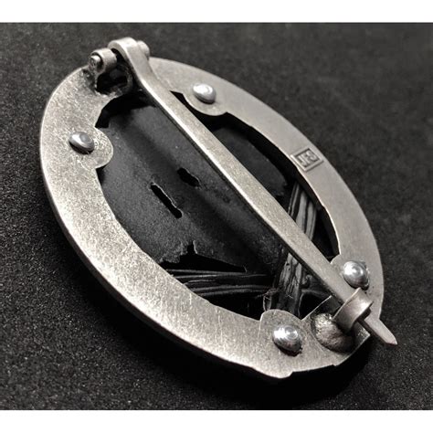 General Assault Badge 25 Assaults War Militaria