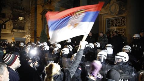 Во Белград протест против француско германскиот план