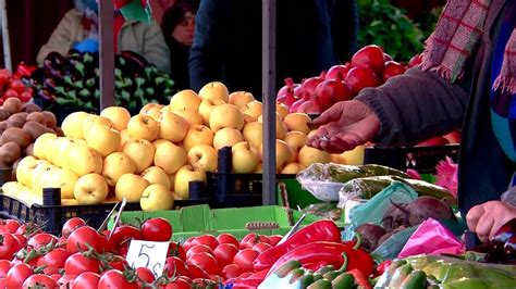 რა ღირს წინასაახალწლოდ პროდუქტი ბაზარში Youtube