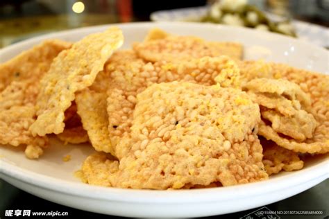 香脆蛋黄锅巴摄影图 传统美食 餐饮美食 摄影图库 昵图网
