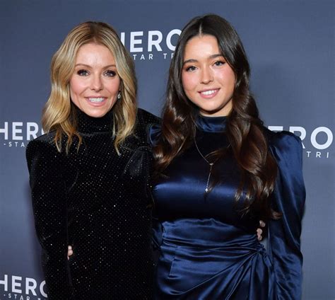 Kelly Ripa Mark Consuelos Warn Daughter Lola Of Freaky Week Us Weekly
