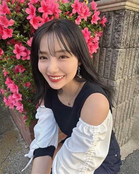 村瀬紗英さんのインスタグラム写真 村瀬紗英instagram「dailylook 梅雨入りかあー🫧🙃 雨あがりに☁️🍬」5月30日 12時38分 Saepiiiim