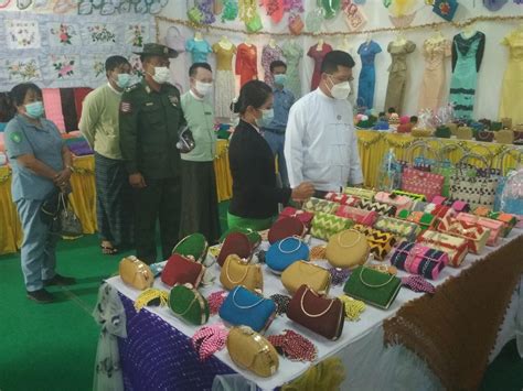 အမျိုးသမီးအိမ်တွင်းမှု သက်မွေးလုပ်ငန်းပညာ သင်တန်းကျောင်း လပွတ္တာ အဆင့်မြင့်အိမ်တွင်းမှု စက်ခ