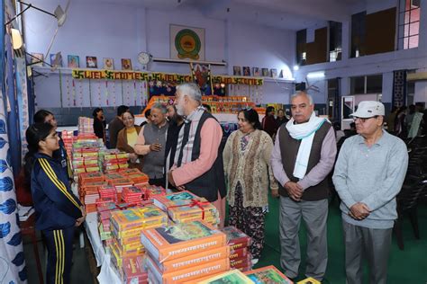 तीन दिवसीय पुस्तक मेला और साहित्य दर्शन । विद्या भारती पंजाब द्वारा