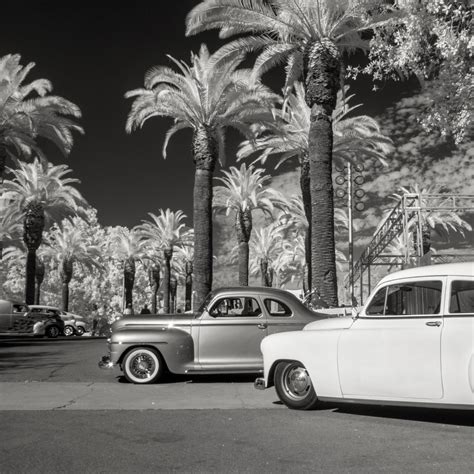 무료 이미지 검정색과 흰색 바퀴 손바닥 안에 감추다 단색화 빈티지 자동차 시보레 Ir 적외선 칼레 포포 가로등 Nsra 육상 차량 흑백 사진