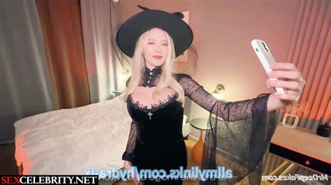 Spooky Halloween fuck with sexy Hani 안희연 이엑스아이디 pov sex tapes SexCelebrity