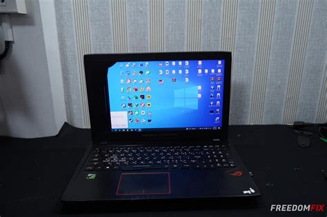 บริการซ่อมโน๊ตบุ๊ค เปลี่ยนหน้าจอแตก จอเสีย จอร้าว ราคาถูก ซ่อมด่วน ซ่อมไว พร้อมรับประกัน เปลี่ยน