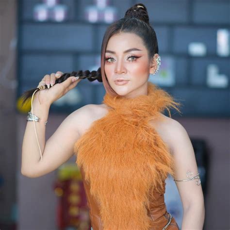 ២នាក់លីលីបានហៃ😁ថាវ ម៉េងលី ️ Khat Sousdey