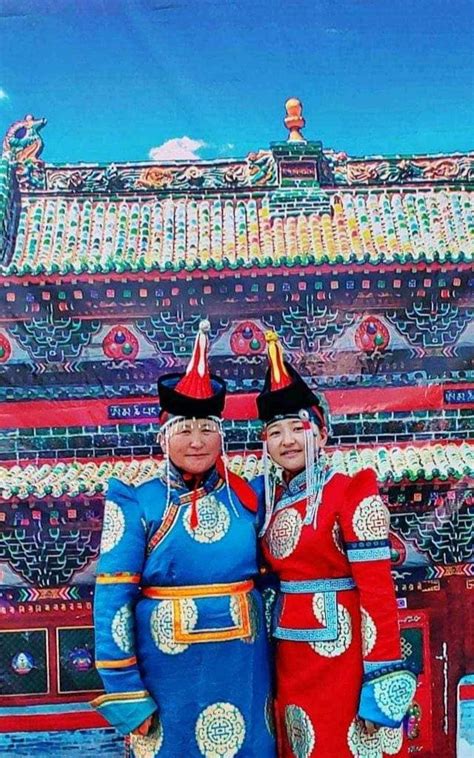 ДЭЭЛТЭЙ МОНГОЛ фото зургийн 21 р зууны хөдөө