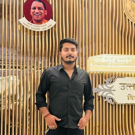 🔥अभिषेक🔥ठाकुर साहब Abhisheksinghchauhan2020 • Threads Say More