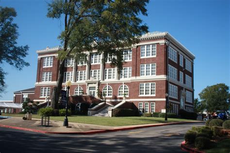 Lone Star Historian Etbu At 100