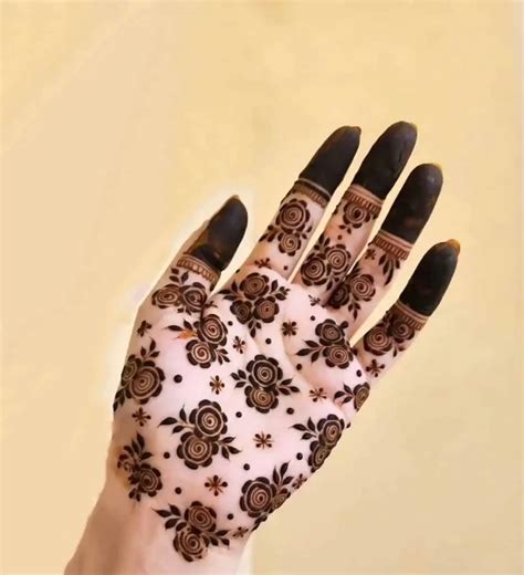 Beautiful Palm Mehndi Design For Beginners A Stunning Collection