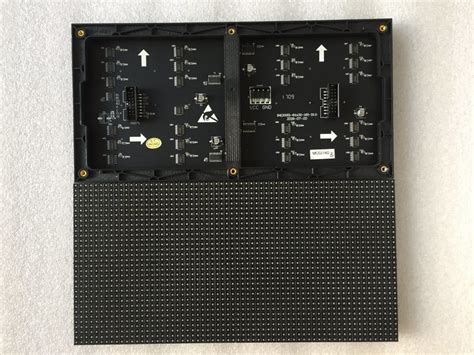 Shenzhen Factory Video Wall High Resolution Portable Interactive LED Display Module LED Module