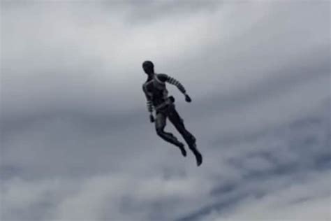 Stuntronics Niesamowity Robot Kaskader I Akrobata • Forbot