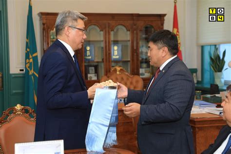 “Эрдэнэт үйлдвэр“ ТӨҮГ ын захирал Г Ёндон үүрэгт ажилдаа орлоо