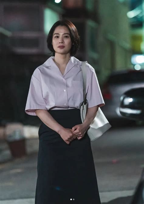 ဇာတ်လမ်းသစ်တွေထဲမှာ ထင်ထားသလောက် စိတ်ဝင်စားခြင်းမခံရတော့တဲ့ မင်းသမီး