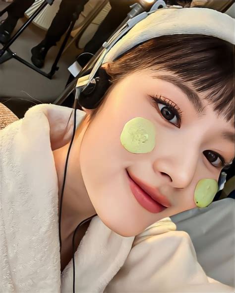 Melissa Leão adlı kullanıcının sana panosundaki Pin