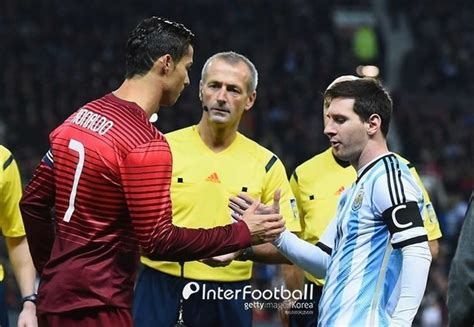 축구의 신 메시·호날두 포토슬라이드 네이트 뉴스