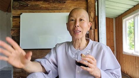 의식의 흐름대로 야생딸기 따놓고 과일장보기 토굴 방문 손님 오시기전 커피한잔과 하는 지난시간 돌아보기 Youtube