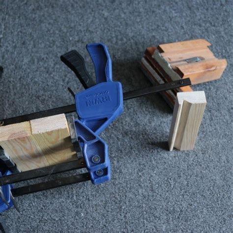 Make Her Sky John Glazing And Easel Head Design