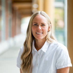 North Vancouver Nurse Practitioners — Canopy Health