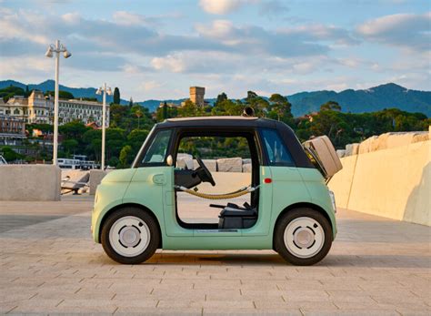 New Fiat Topolino Electric Car With Rollable Sunroof Open Doors Can