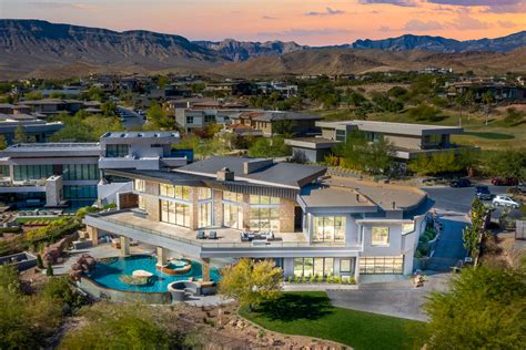 Luxury Homes For Sale At The Ridges Las Vegas Is Luxury