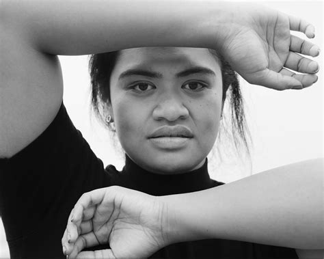 Palepa T Model Wink Models