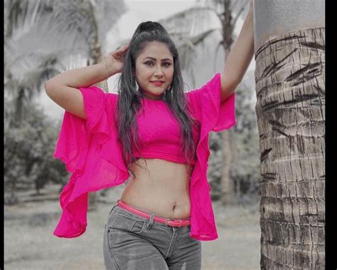 Priyanka Pandit Viral Mms She Flaunts Sexy Curve In Latest Post