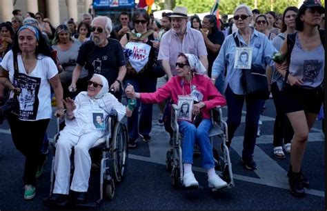 Madres De Plaza De Mayo Repudió El Protocolo Antiprotestas De Bullrich Pará La Mano Milei