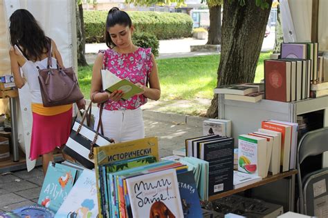 Откриха Алеята на книгата в Габрово Gabrovo News