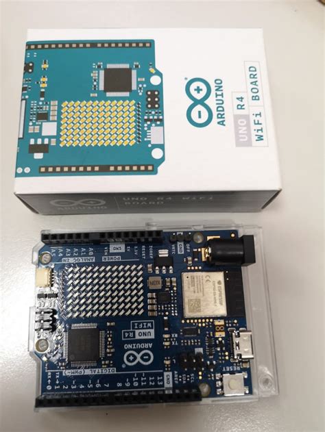 r4 wifi have spi and not icsp r arduino