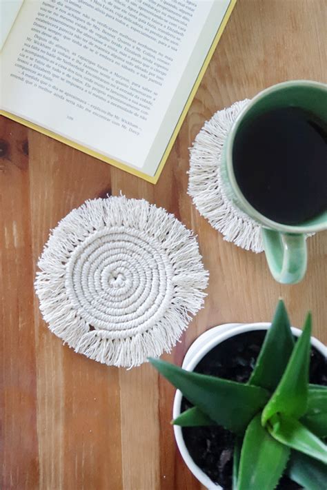 11 Beginner Friendly Diy Macrame Projects Wonder Forest