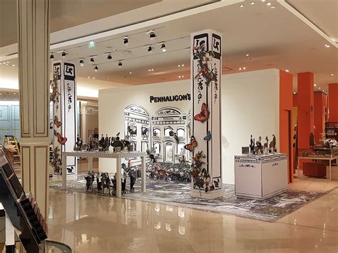 Penhaligons Paris Store Display Behance