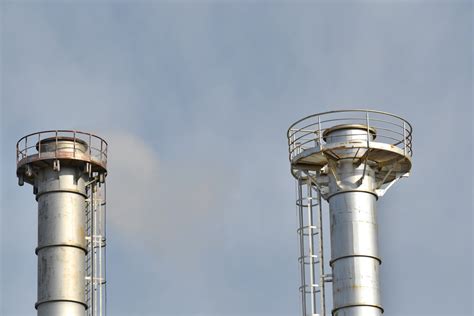 무료 사진 공장 산업 메탈 릭 수 분 스모그 연기 타워 굴뚝 산업 스틸