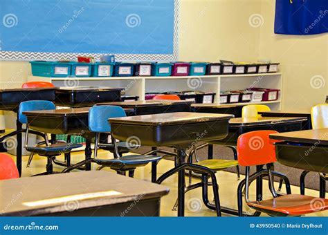 Elementary School Desk At Hugo Jeffery Blog