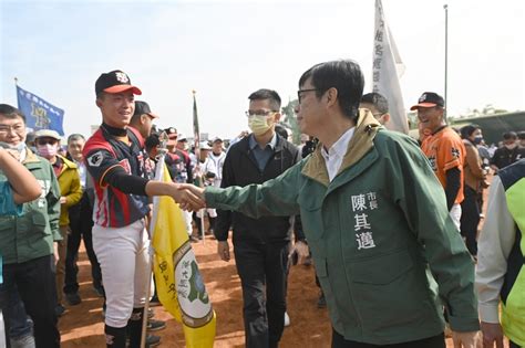 漾新聞螺絲盃全國青棒邀請賽開幕 陳其邁強調棒球運動的培養必須從三級棒球開始 民生頭條