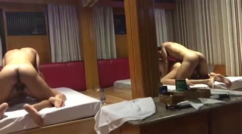 Corno Punheteiro Sente Tes O Em Ver Sua Esposa Traindo Ele Cnn Amador