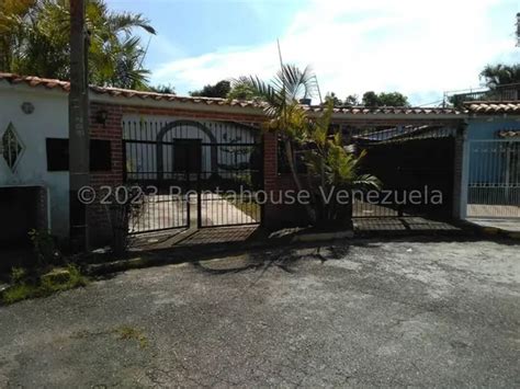 Casas En Venta En Los Teques Ve